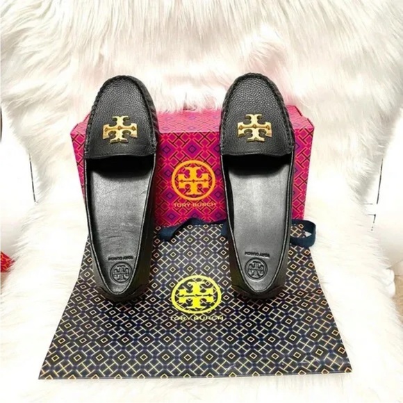 Tory Burch | Shoes | Tory Burch Everly Driver Pebble Leather Flat Shoe ...